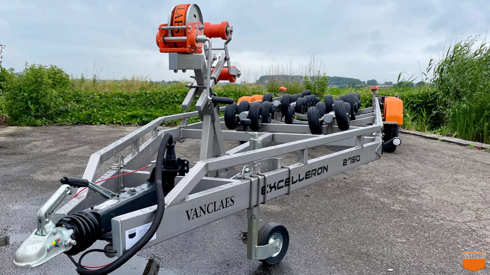 Excelleron GYRO 2750 -13" - 850 braked 2 axle - Motor Boats - GYRO ...