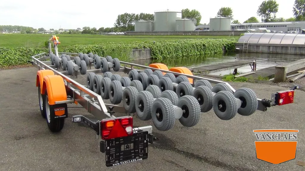 Excelleron GYRO 3500 -14"- 1050 braked 2 axle - Motor Boats - GYRO ...